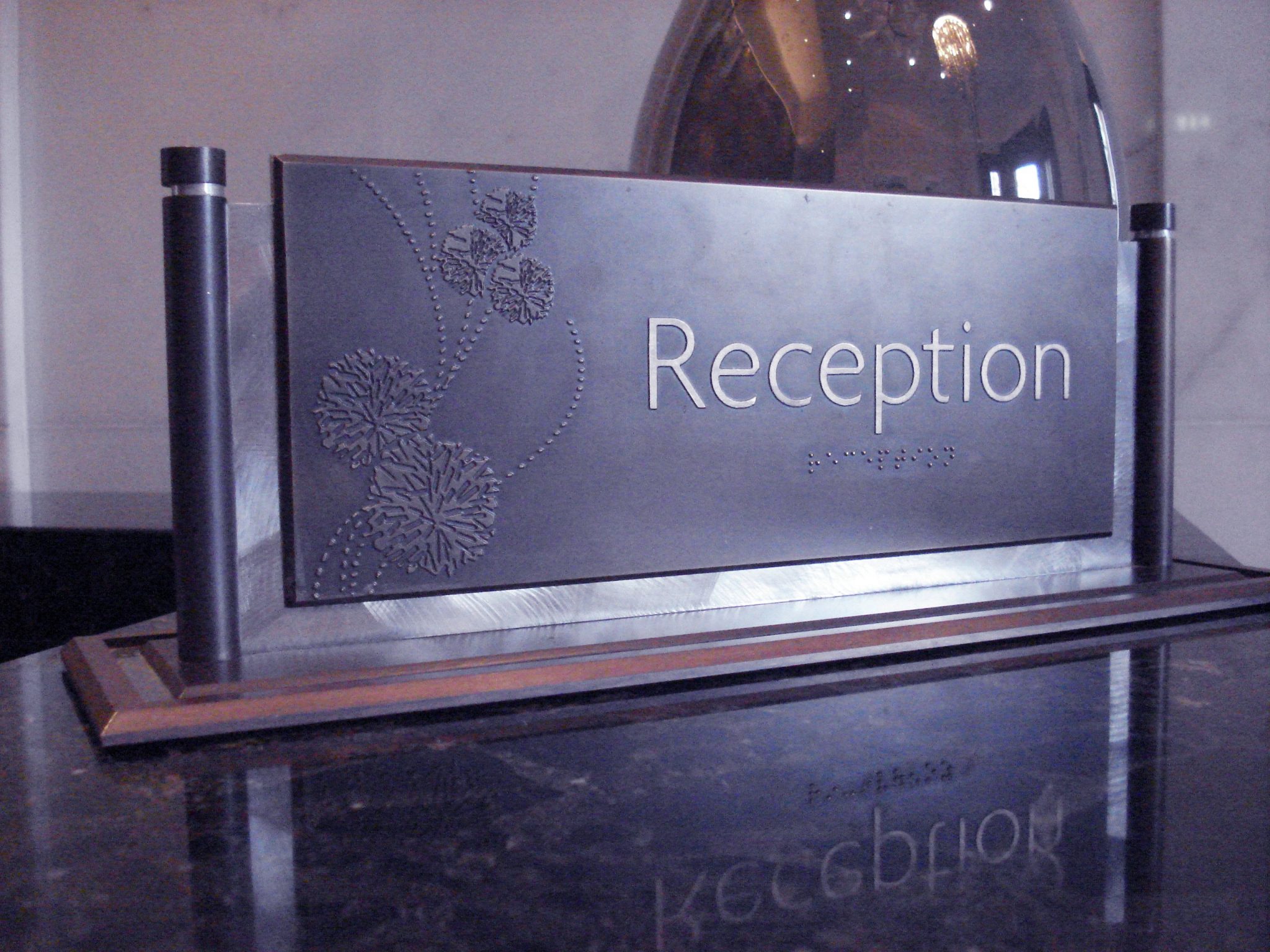 HOSPITALITY SIGNS